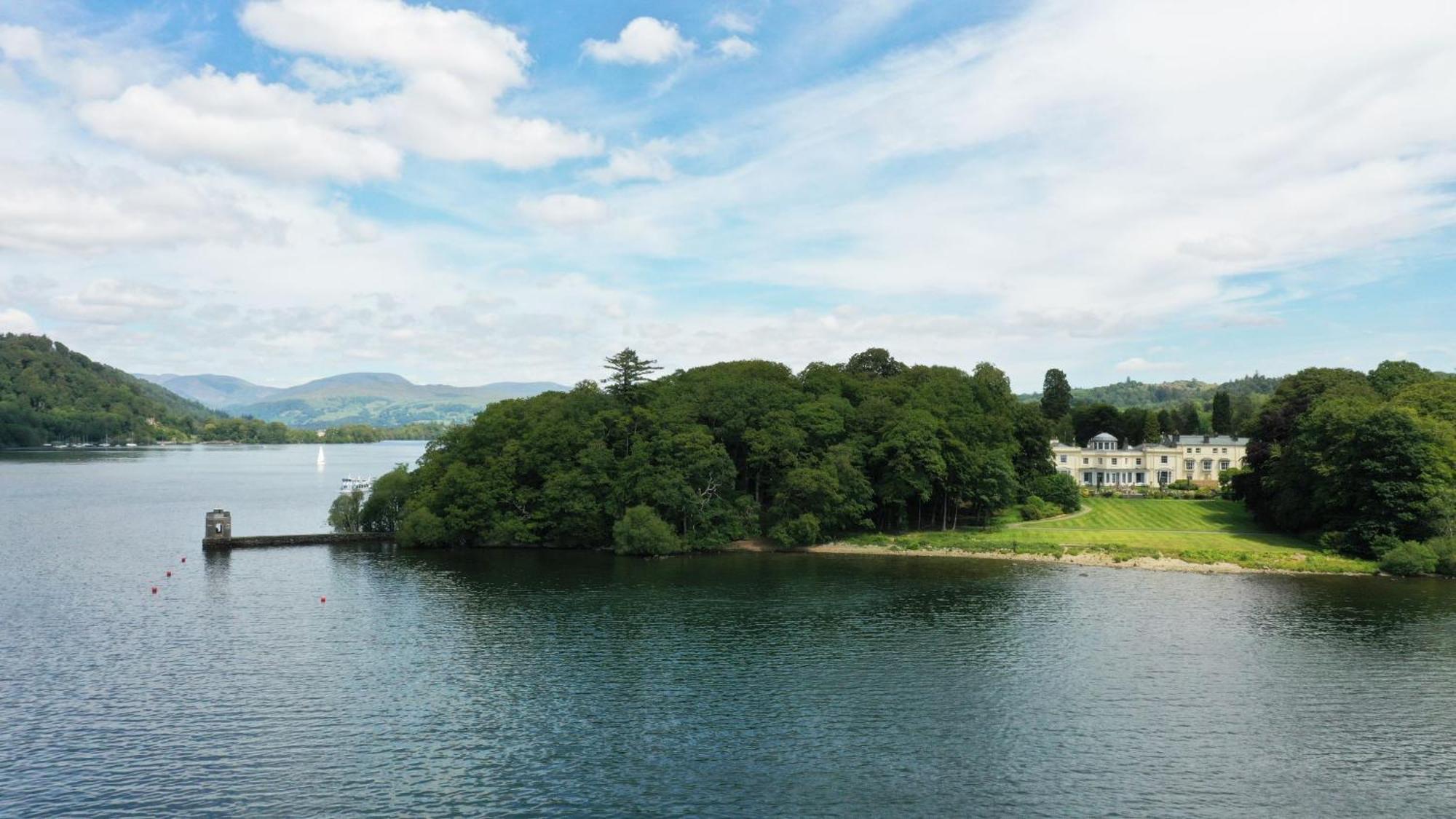 STORRS HALL HOTEL ON THE SHORE OF LAKE WINDERMERE | BOWNESS-ON ...